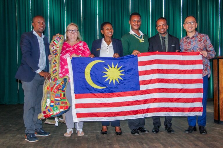 Malaysian Artist Vincent Inspires South African Learners with Message ...